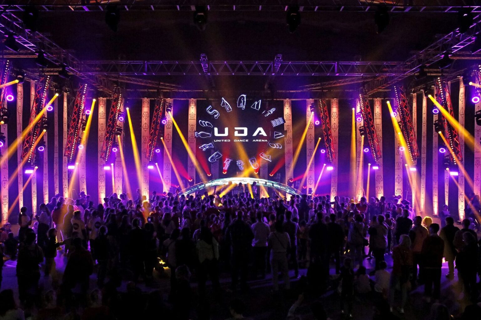United Dance Arena – United Dance Arena jest zyskującym na coraz ...