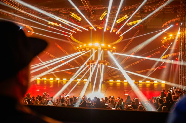 United Dance Arena – United Dance Arena jest zyskującym na coraz ...